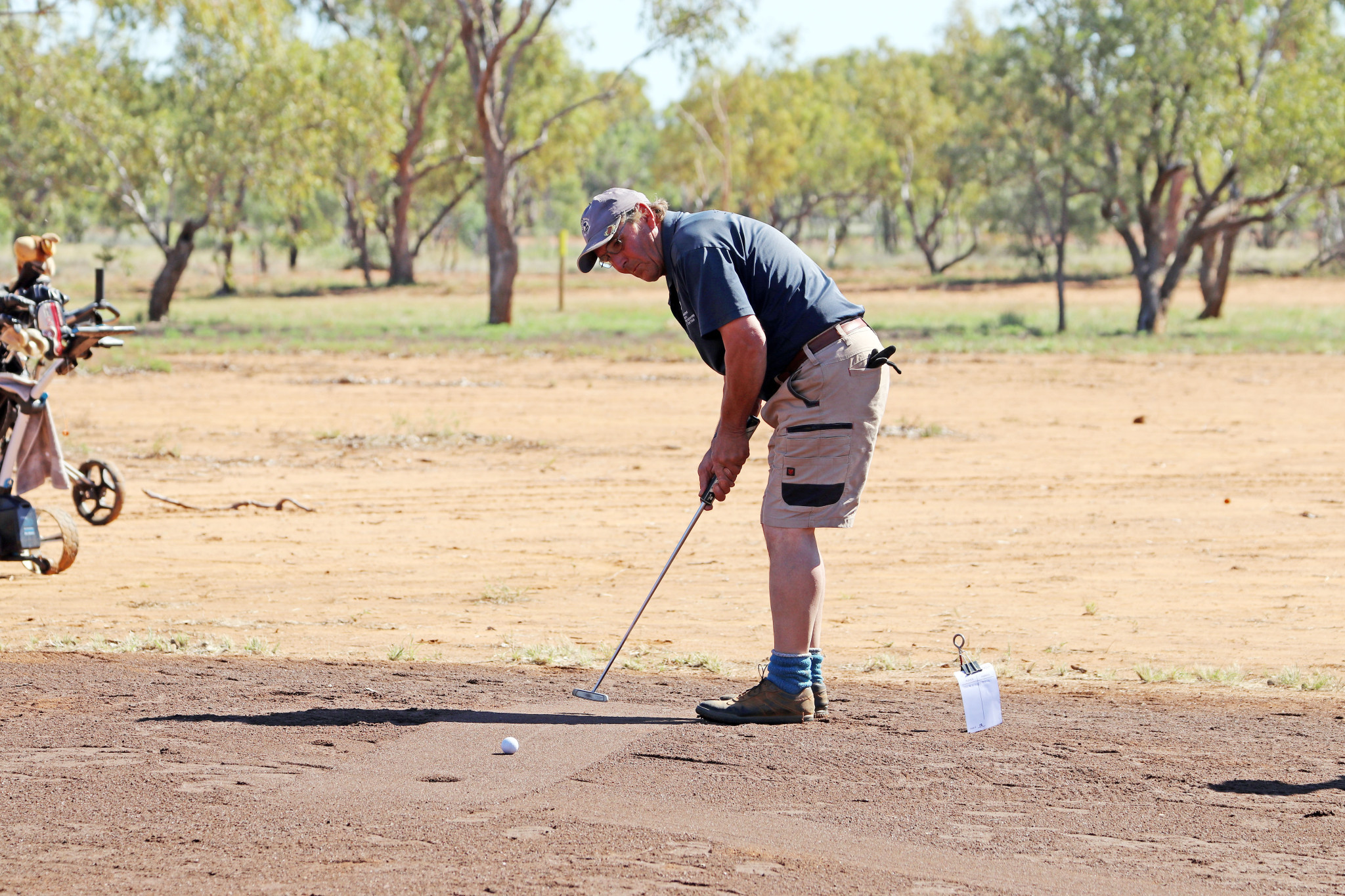 Boulia hosts Queensland men's sand green championships | North West ...
